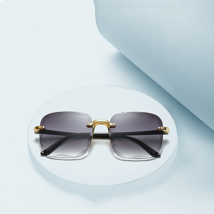 Fashionable vintage sunglasses Mga salamin sa araw Fashion anti ...